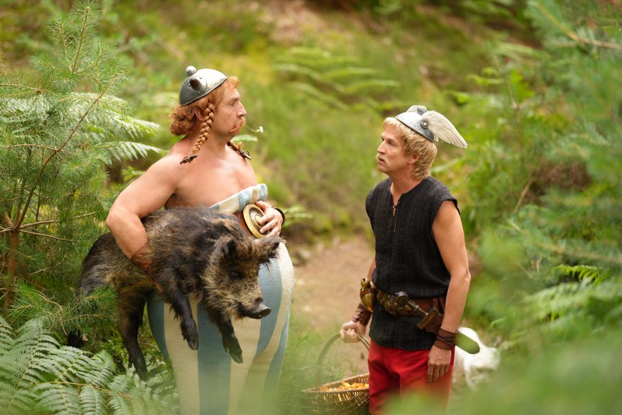 ASTERIX OG OBELIX: I DRAGENS RIGE ASTERIX OG OBELIX: I DRAGENS RIGE